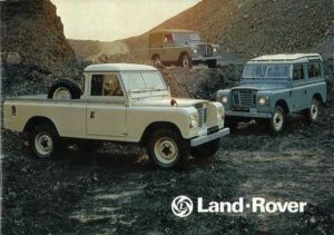 LR09 Land Rover Range - Gibbard Tractors